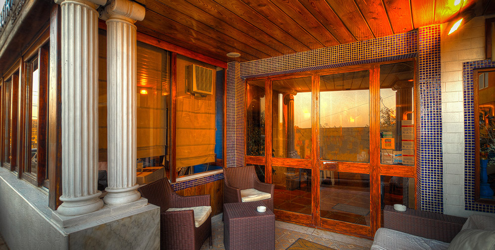 An Authentic & Modern Greek meal at Zeus Restaurant